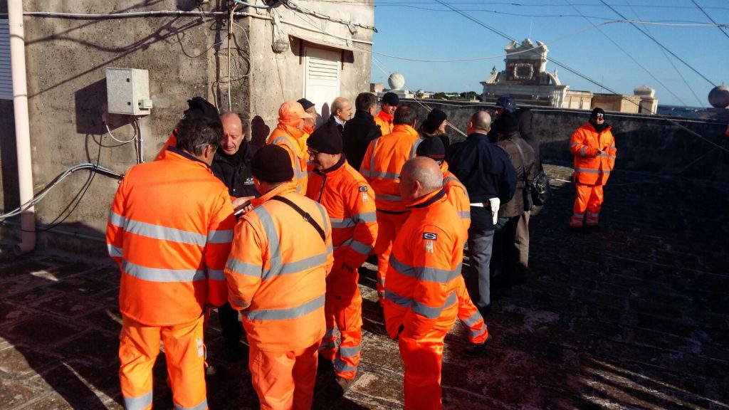 ANCHE RIFONDAZIONE COMUNISTA AL FIANCO DEI LAVORATORI DELLA SANTA TERESA