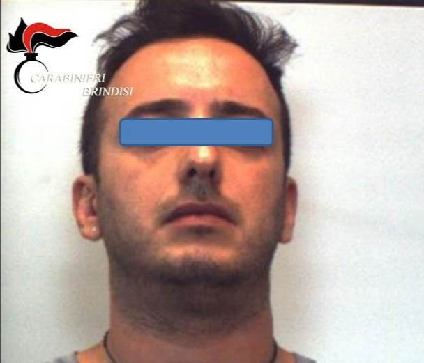 MESAGNE. TROVATO IN POSSESSO DI COCAINA, HASHISH E MARIJUANA, ARRESTATO ... MESAGNE. TROVATO IN POSSESSO DI COCAINA, HASHISH E MARIJUANA, ARRESTATO ...