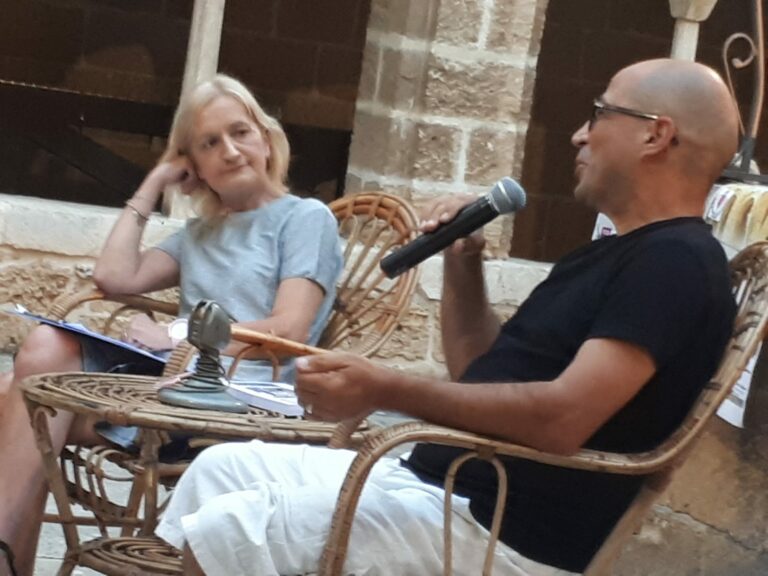 ALESSANDRO ROMANO HA PRESENTATO IL SUO LIBRO ALESSANDRO ROMANO HA PRESENTATO IL SUO LIBRO