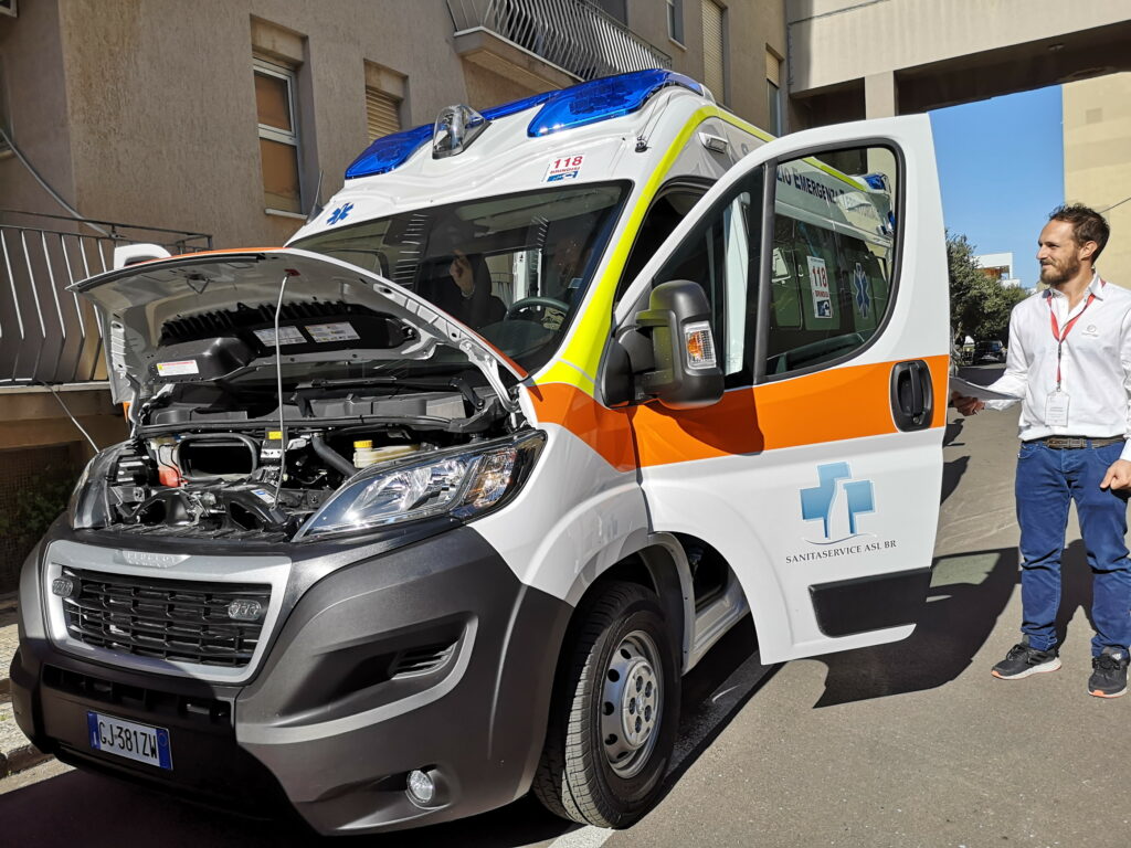 NUOVE AMBULANZE ED AUTOMEDICHE PER IL 118 IN PROVINCIA DI BRINDISI ...